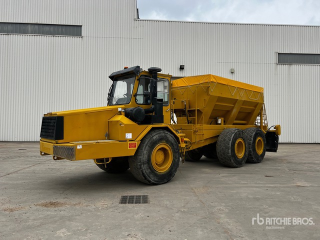 1990 Moxy 6227B Tombereau Avec Epandeur A Chaux Concrete Spreader Haul ...