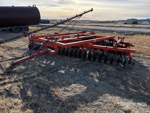 Case 19 ft Disc Harrow | Ritchie Bros. Auctioneers