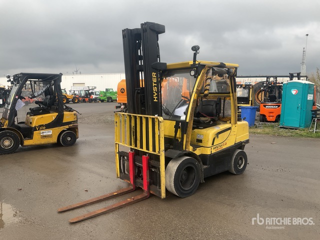 2014 Hyster H3.0FT 2490 kg Pneumatic Tire Forklift | Ritchie Bros ...