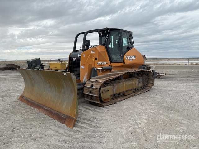 2020 Case 2050M LGP Crawler Dozer | Ritchie Bros. Auctioneers