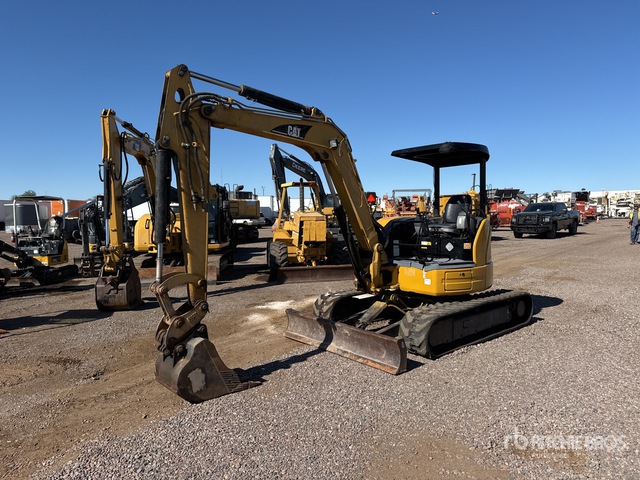 2006 Cat 305C CR Mini Excavator | Ritchie Bros. Auctioneers
