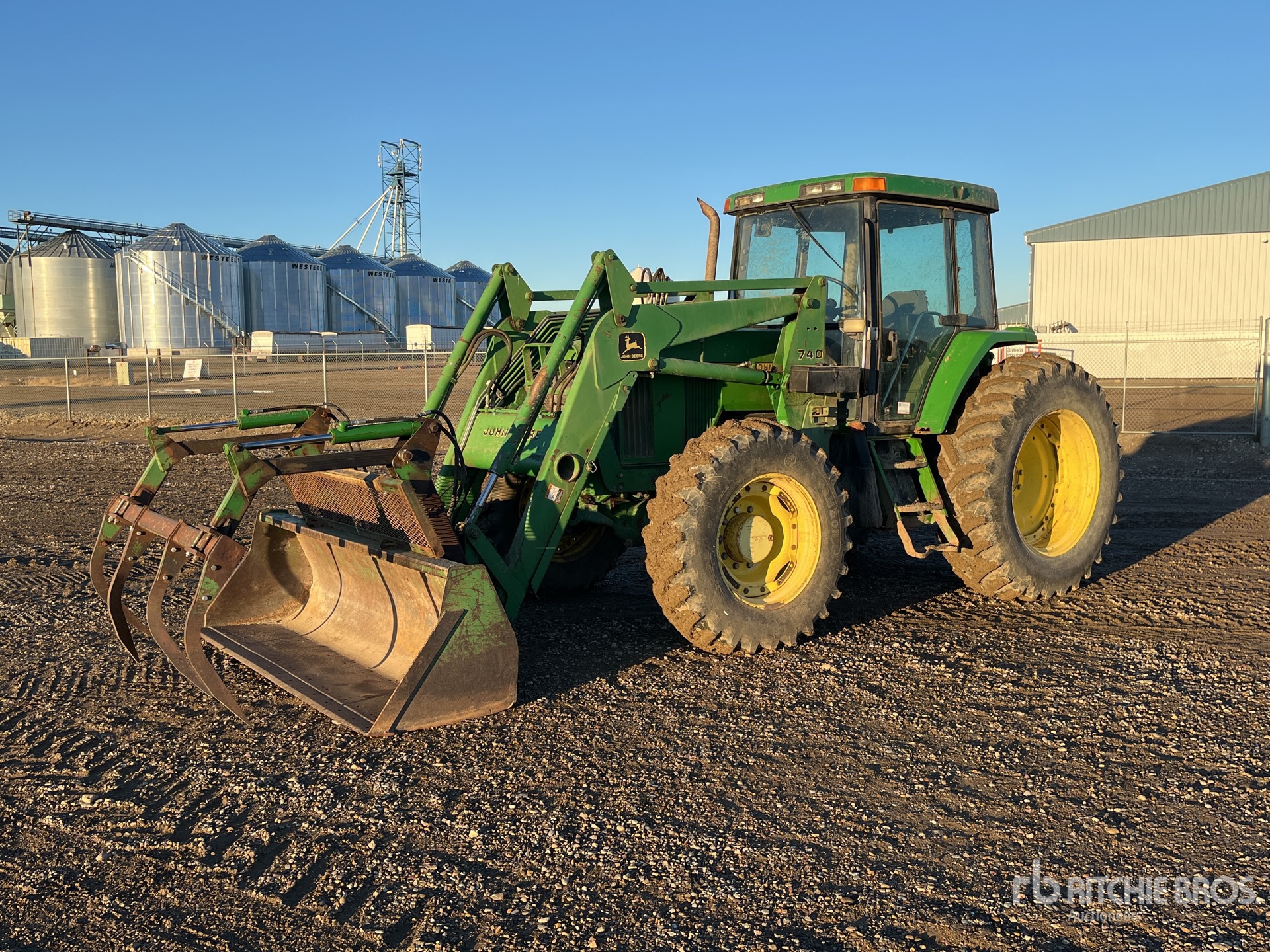 John Deere 7400 4WD Tractor Agrícola | Ritchie Bros. Auctioneers