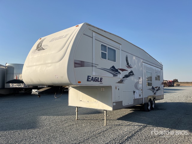 2006 Jayco Eagle 31 ft 6 in T/A 5th Wheel Travel Trailer | Ritchie Bros. Auctioneers