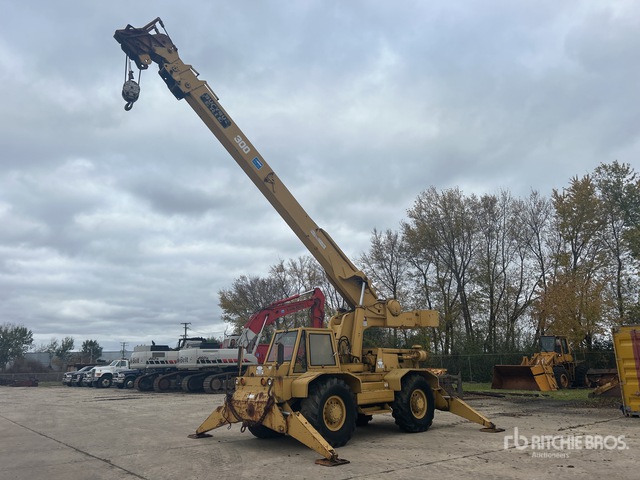 Bucyrus Erie 300CS 15 ton 4x4x4 Grue tout terrain | Ritchie Bros ...