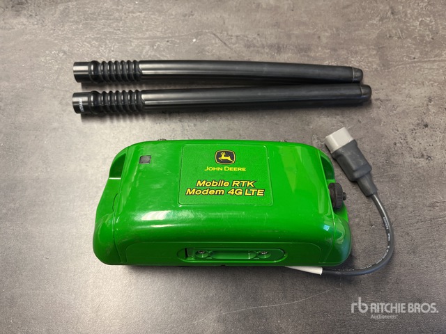 2023 John Deere Mobile RTK 4G LTE Modem | Ritchie Bros. Auctioneers