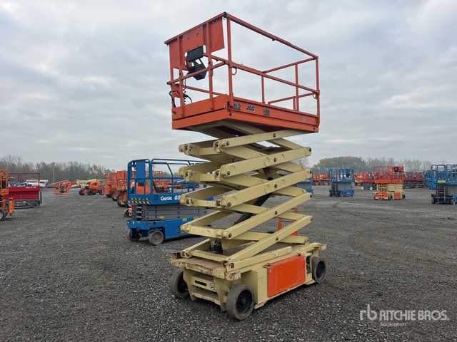 2015 JLG 10RS Electric Scissor Lift | Ritchie Bros. Auctioneers