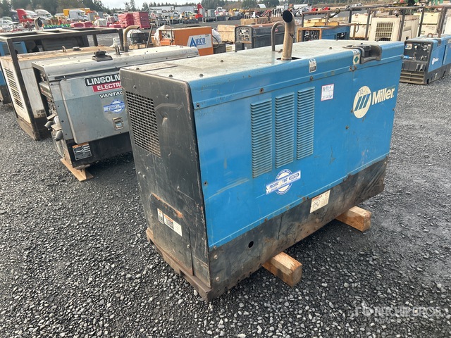 2012 Miller Big Blue 500D Engine Driven Welder | Ritchie Bros. Auctioneers