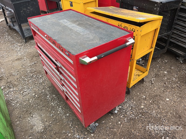 U. S. General 44 in 13-Drawer Workbench | Ritchie Bros. Auctioneers