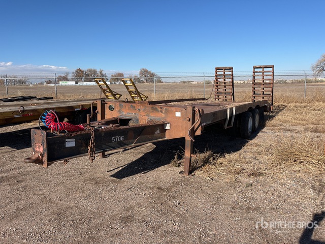 1985 CMP 24 ft T/A Equipment Trailer | Ritchie Bros. Auctioneers