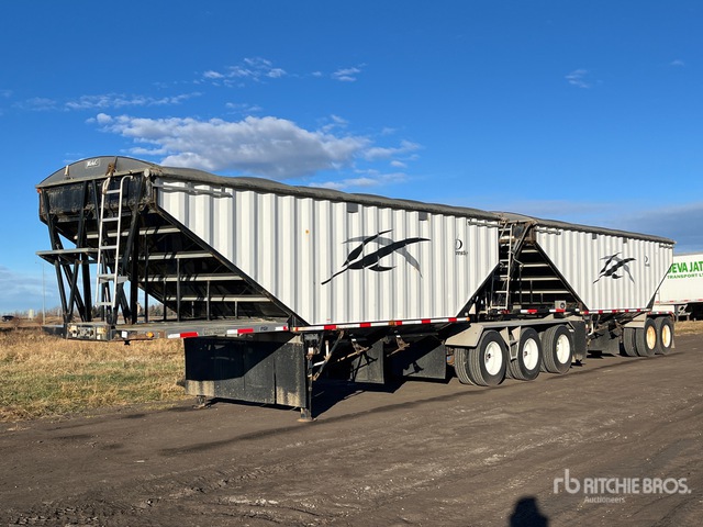 2011 Lode King 28 ft Super B-Train Lead Grain Trailer | Ritchie Bros ...
