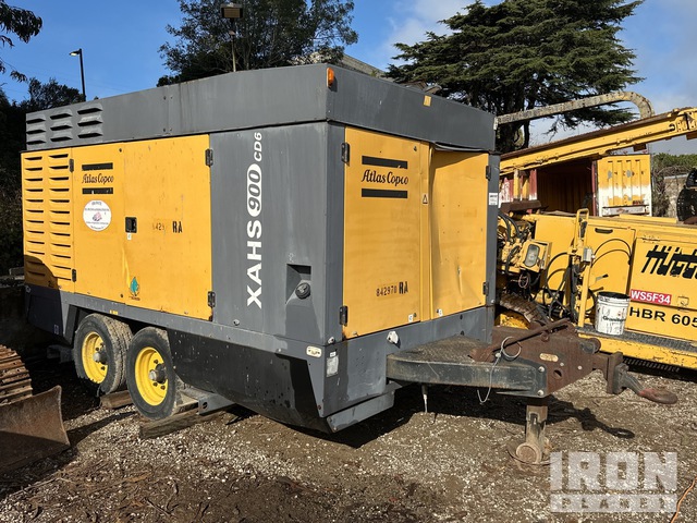 2011 Atlas Copco XAHS900C06 900 cfm Mobile Air Compressor in Daly City ...