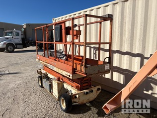 1990 JLG CM20N Electric Scissor Lift in Clute, Texas, United States ...