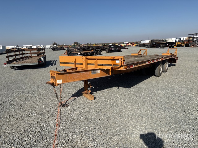 2006 Econoline 23 ft T/A Equipment Trailer | Ritchie Bros. Auctioneers