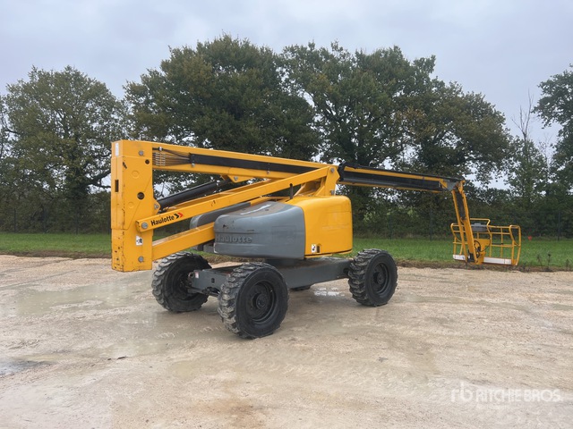 2015 Haulotte HA260PX 4WD Diesel Nacelle Articulee Articulating Boom Lift | Ritchie Bros ...