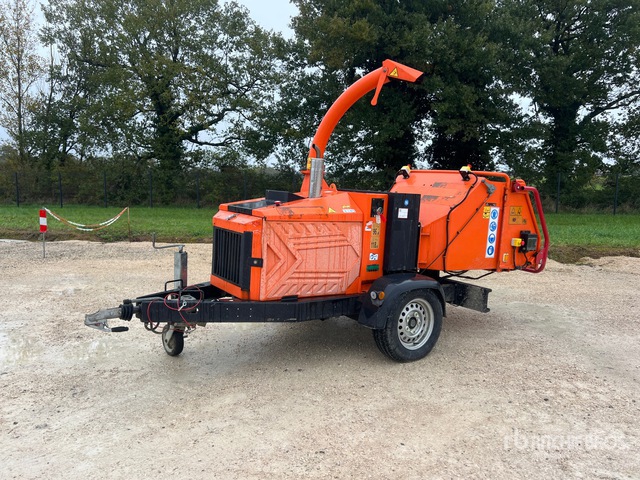 2017 Timberwolf TW 280 TDHB Broyeur A Vegeatux 1 Essieu S/A ...