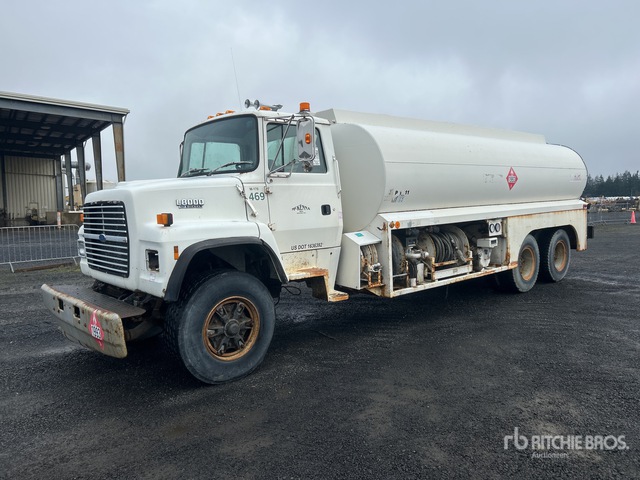 1993 Ford L8000 6x4 Camión Cisterna de Combustible | Ritchie Bros ...