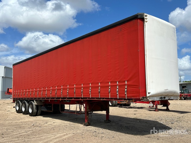 2005 Freighter 13.6 m Tri/A Tautliner Trailer | Ritchie Bros. Auctioneers