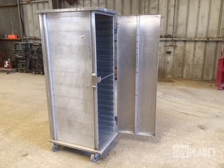 Surplus Sammons Enclosed Pan Rack in Hooks, Texas, United States ...