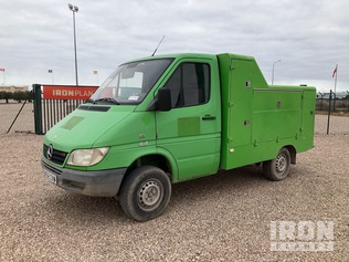Surplus 2003 Mercedes Benz Sprinter 311CDI 4x4 Cargo Van in Ocana ...