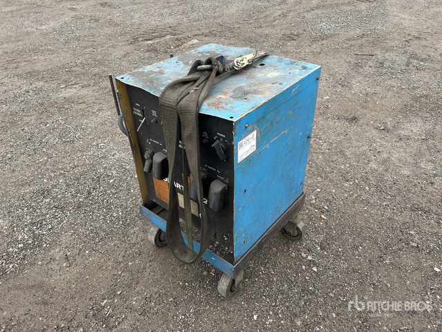 Hubart TR-250 250 A Mobile Electric Welder | Ritchie Bros. Auctioneers