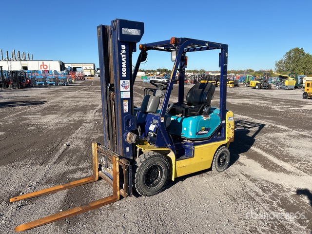 2002 Komatsu FG15HC-16 2500 lb Pneumatic Tire Forklift | Ritchie Bros ...