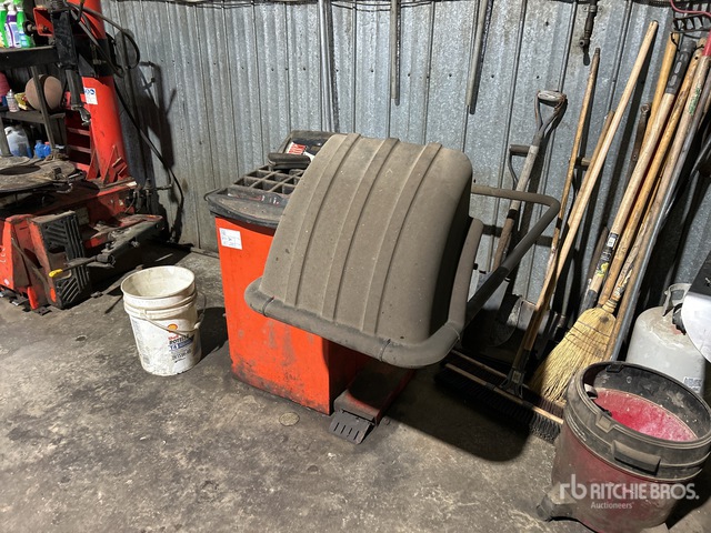 Conway EEWB304A Wheel Balancer | Ritchie Bros. Auctioneers