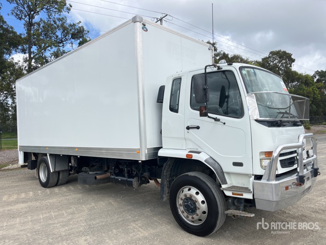 2010 Mitsubishi Fuso Fighter FM 600 4x2 Moving Van Truck | Ritchie Bros ...