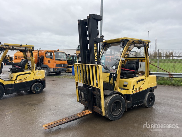 2014 Hyster H3.0FT 2490 kg Pneumatic Tire Forklift | Ritchie Bros ...