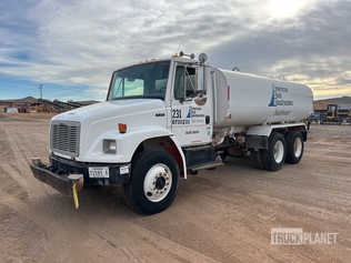2001 Freightliner FL80 4000 gal 6x4 Water Truck in Moapa-Logandale ...