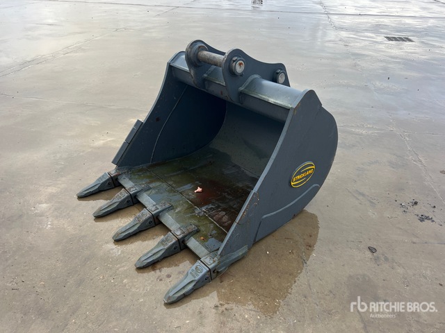 Strickland BT-13 48 in Loading Excavator Bucket - Fits Hitachi ZX130 ...