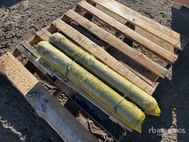 Quantity of Bucket Pins | Ritchie Bros. Auctioneers