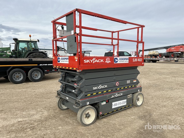 2015 Skyjack SJIII 4632 Electric Scissor Lift | Ritchie Bros. Auctioneers