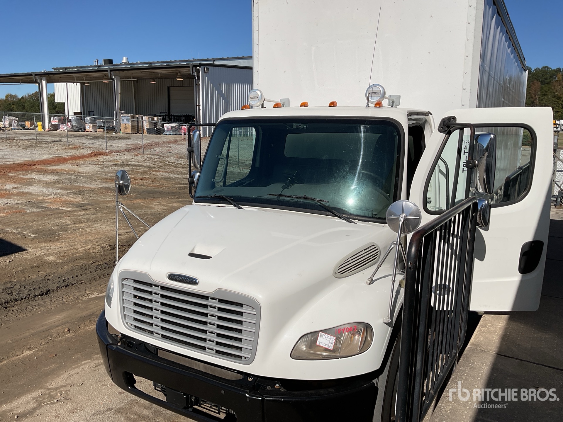 2018 Freightliner M2 106 4x2 Furgoneta caja cerrada | Ritchie Bros ...