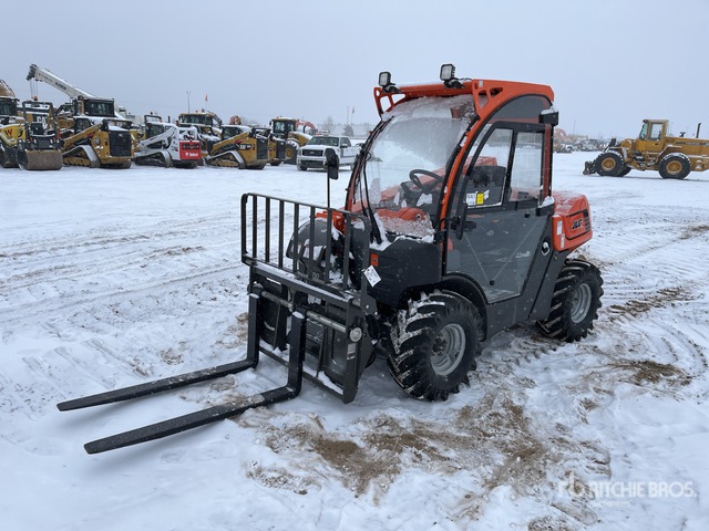 2023 SkyTrak 3013 Mini Telehandler (Unused) | Ritchie Bros. Auctioneers