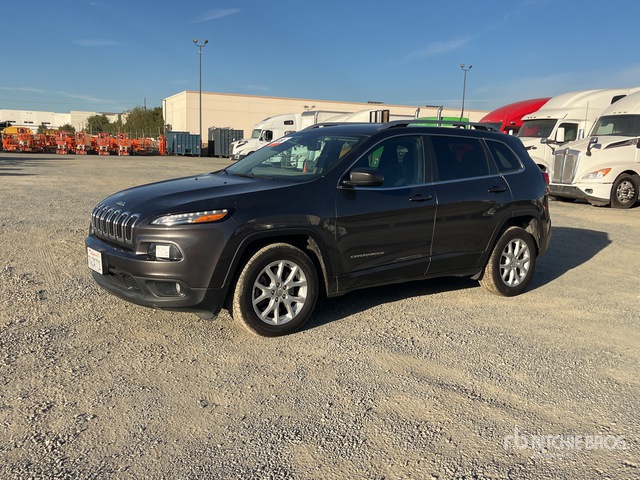 2017 Jeep Cherokee Latitude 2WD SUV | Ritchie Bros. Auctioneers