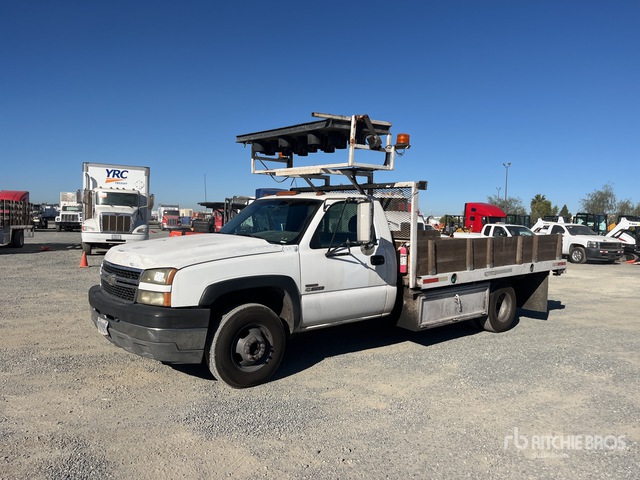 2005 Chevrolet C3500 4x2 Flatbed Truck | Ritchie Bros. Auctioneers