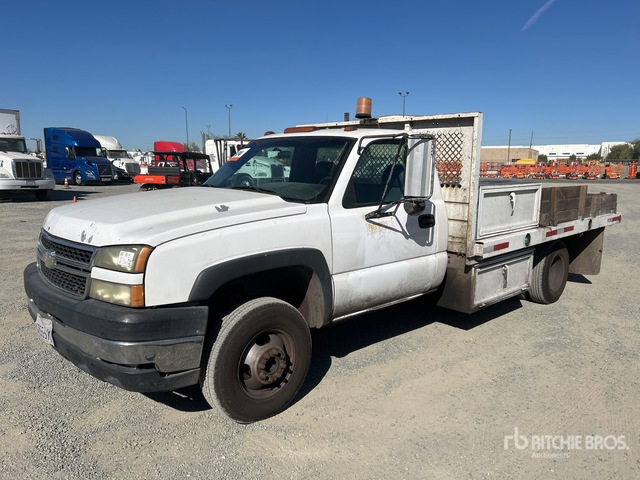 2006 Chevrolet C3500 4x2 Flatbed Truck | Ritchie Bros. Auctioneers