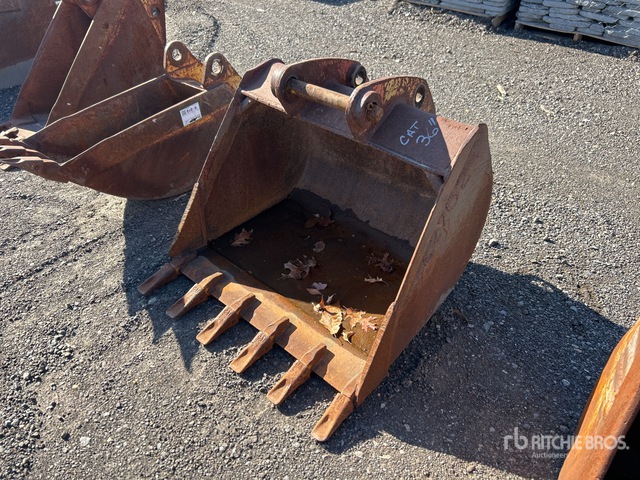 Cat 36 in Backhoe Loader Bucket | Ritchie Bros. Auctioneers