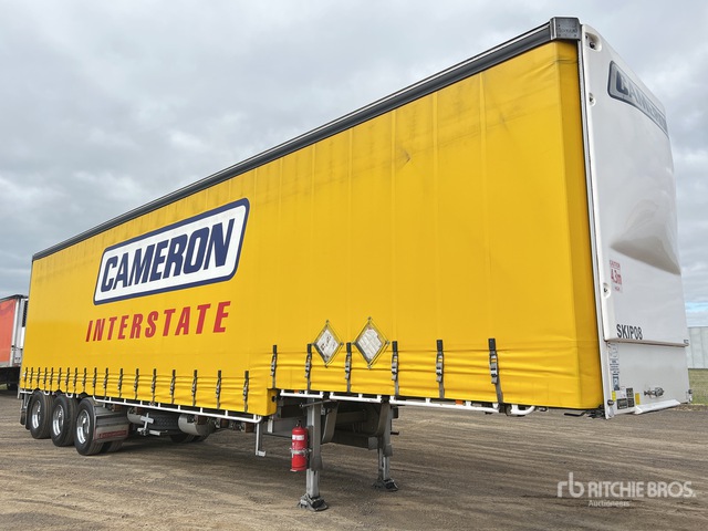 2019 Vawdrey 13.3 m Tri/A Step Deck Curtain Side Trailer | Ritchie Bros ...
