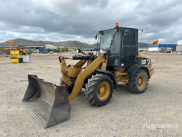 2011 Cat 908H Wheel Loader | Ritchie Bros. Auctioneers