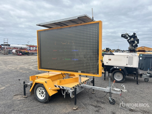 2019 Optraffic VMS-P50-C S/A Electric VMS Board | Ritchie Bros. Auctioneers