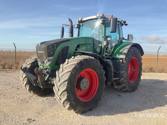 2011 Fendt 930 Vario 4WD Tractor | Ritchie Bros. Auctioneers