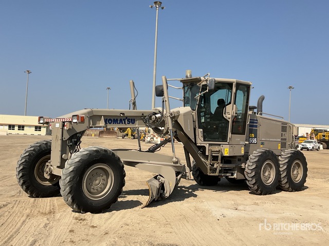 2012 Komatsu GD555-5 Motor Grader | Ritchie Bros. Auctioneers
