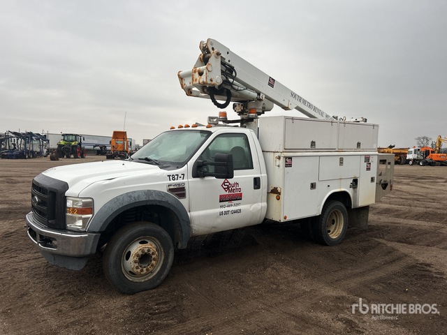 Altec AT235 35 ft on 2008 Ford F-450 XL 4x2 Bucket Truck | Ritchie Bros ...