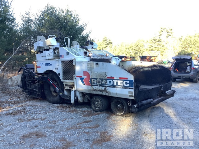 2013 Roadtec RP190E Wheel Asphalt Paver in Hooksett, New Hampshire ...