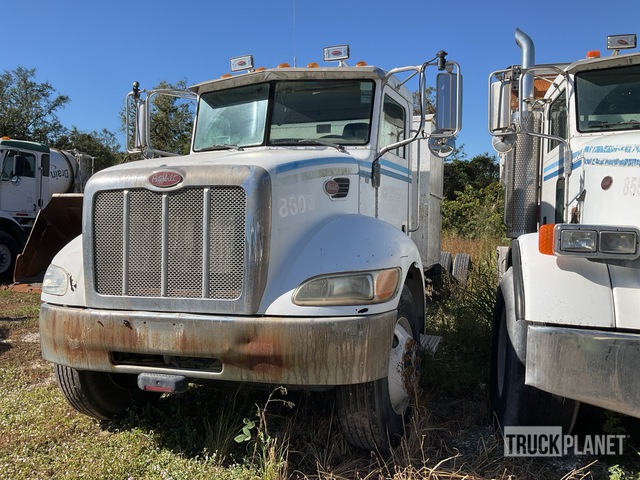 2006 Peterbilt 335 4x2 Cab and Chassis (Inoperable) in Tampa, Florida ...