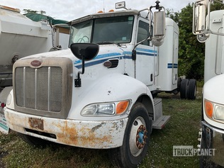 2006 Peterbilt 335 4x2 Sleeper Cab and Chassis in Tampa, Florida ...