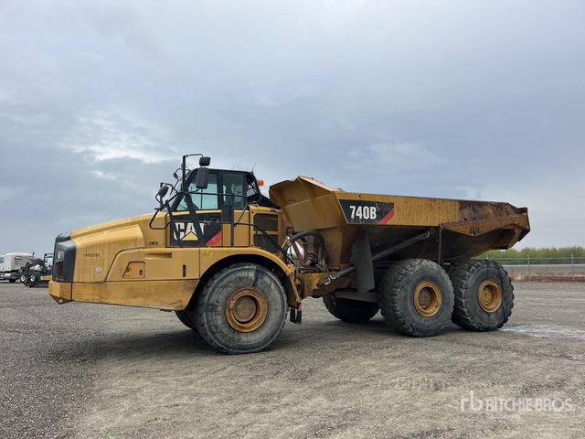 2014 Cat 740B Articulated Dump Truck | Ritchie Bros. Auctioneers