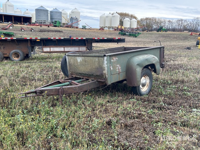 8 ft Box S/A Trailer | Ritchie Bros. Auctioneers