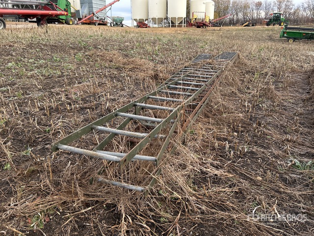 Quantity of (4) 24 ft Grain Bin Ladder | Ritchie Bros. Auctioneers